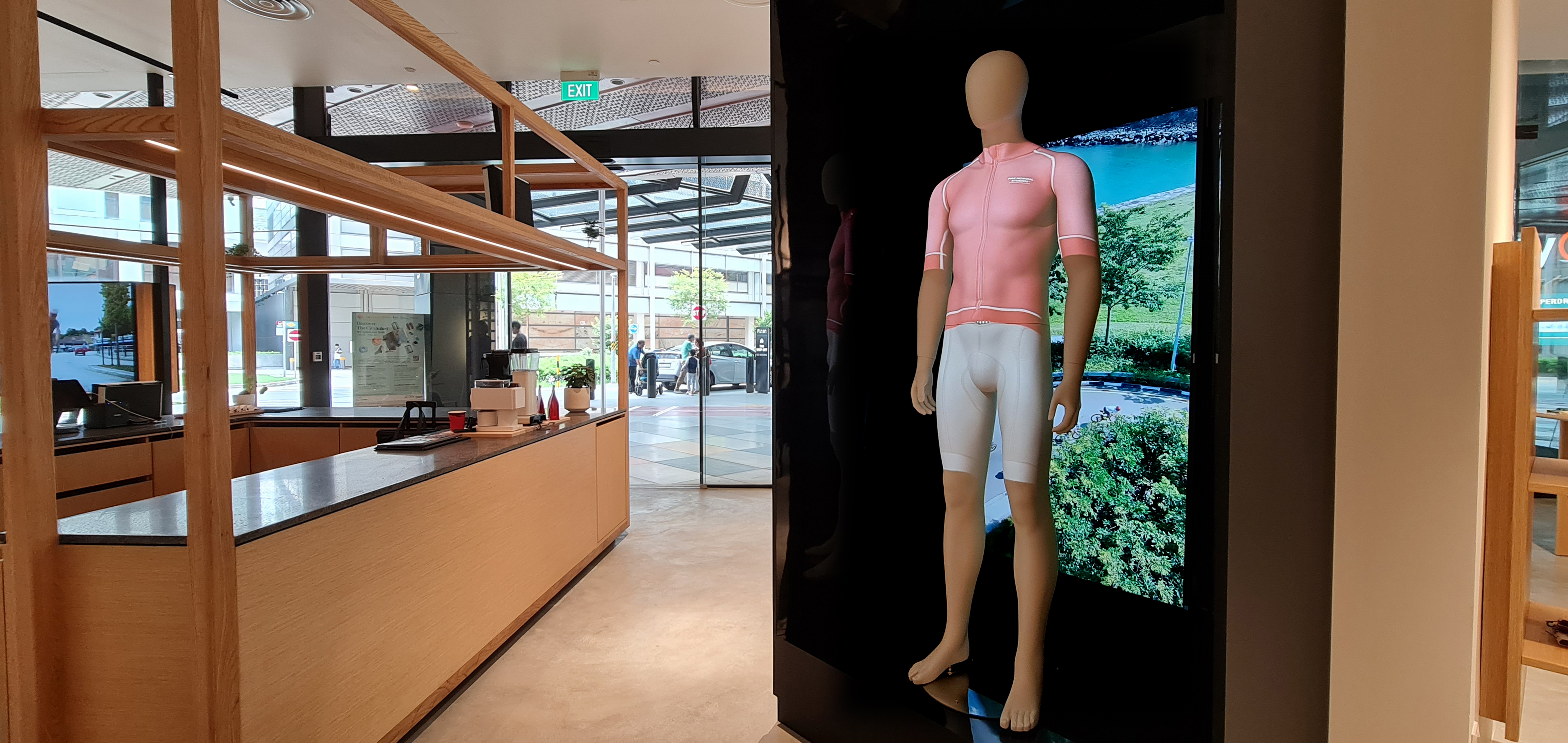 FXMedia Singapore Interactive Mannequin Projection Mapping